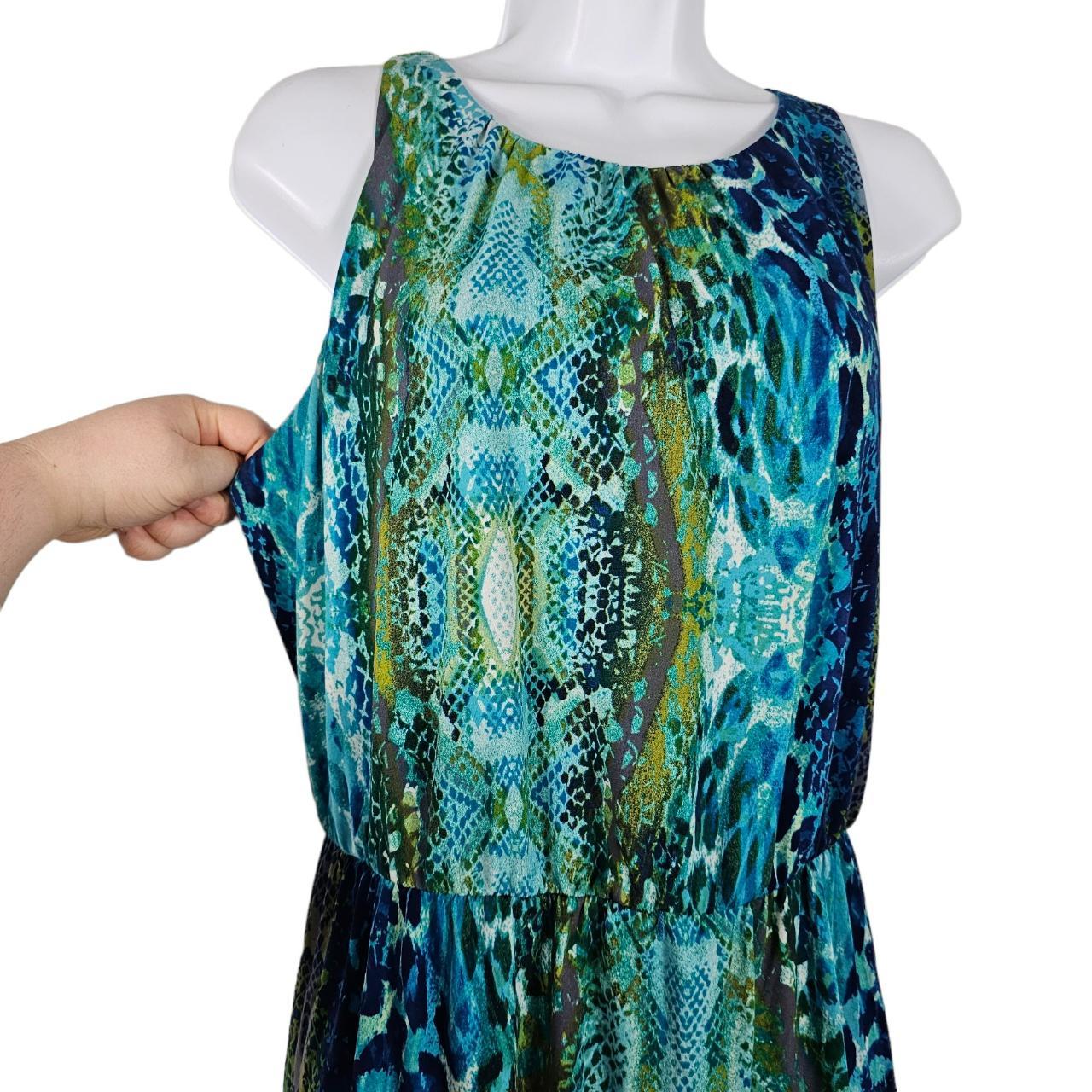 XL Cato Blue & Green Sleeveless Knee Length Plus... - Depop