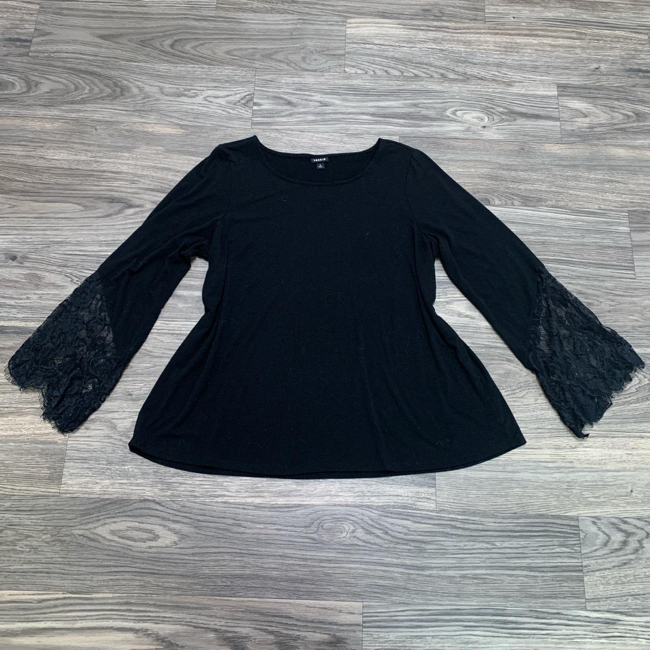 Torrid size 1 lace sleeve top Item 10642054. I can’t... | Depop