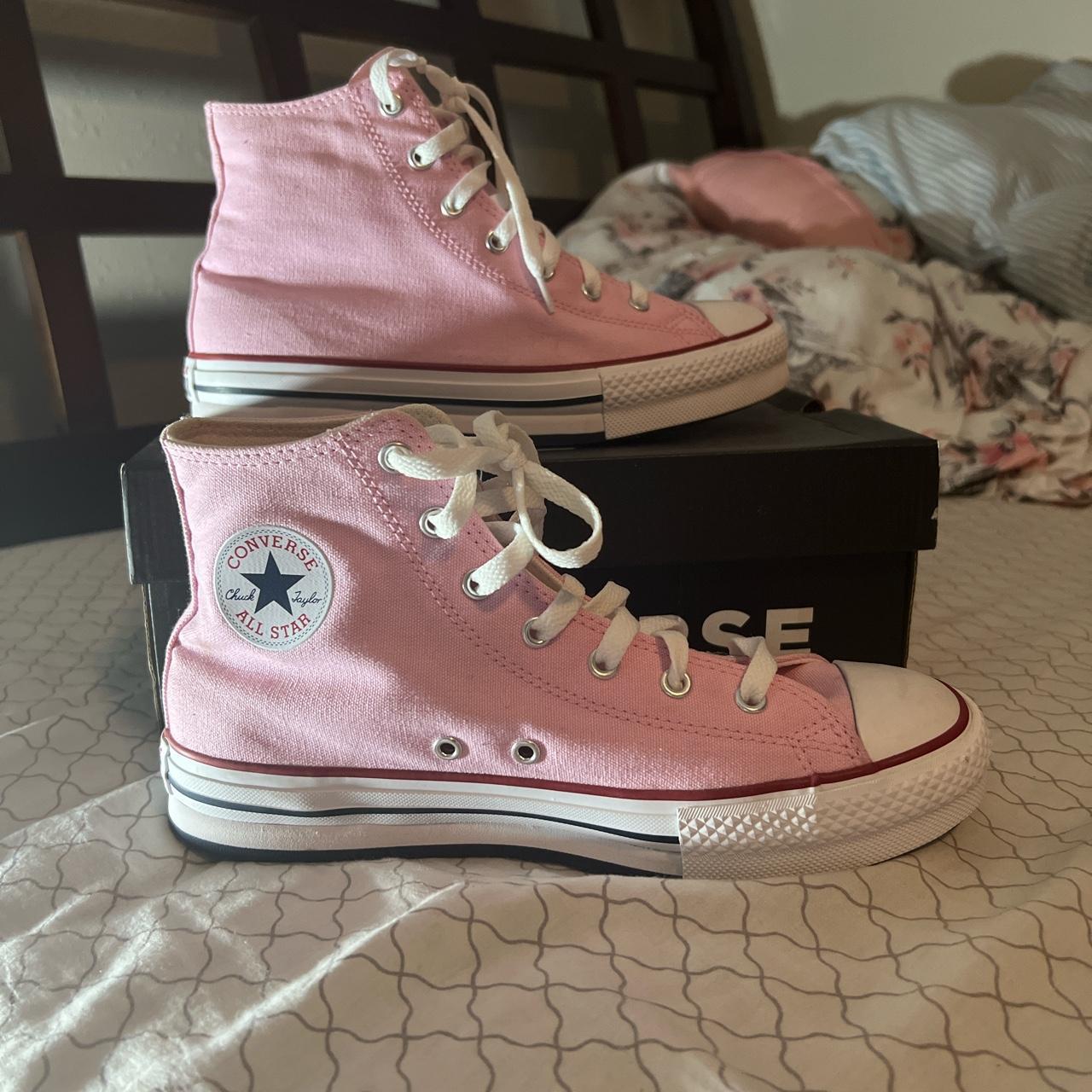 Converse Women's Pink and White Trainers | Depop