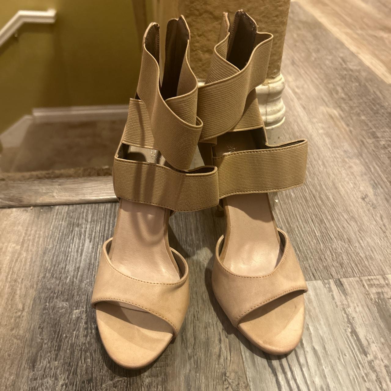 TAN/BEIGE HEELS (OPEN TOE) US WOMENS 7 1/2 #heels... - Depop