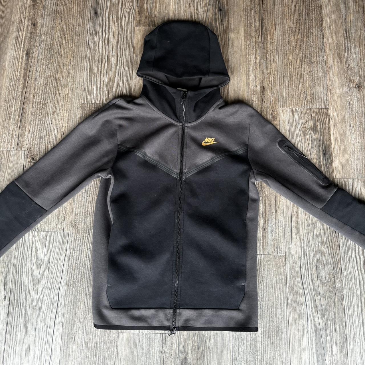 Nike tech fleece jumper Size small Nice colourway... - Depop