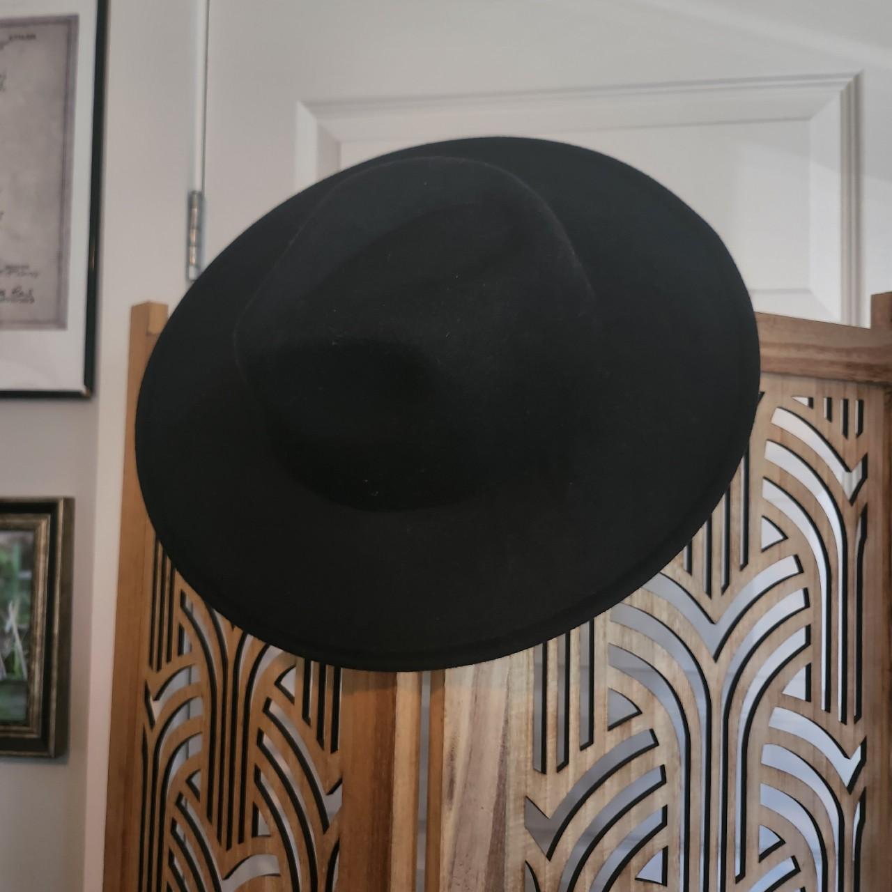 Black hat - great for fall or nashville trip!... - Depop