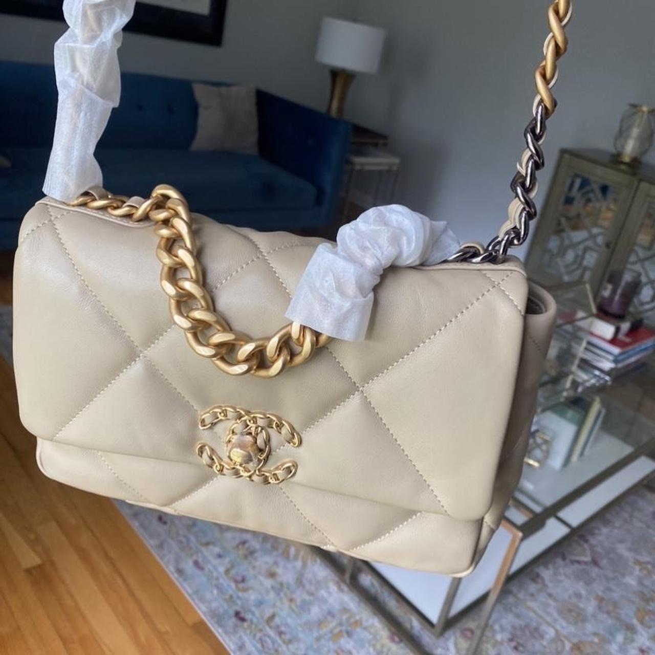 19 flap bag beige small - Depop