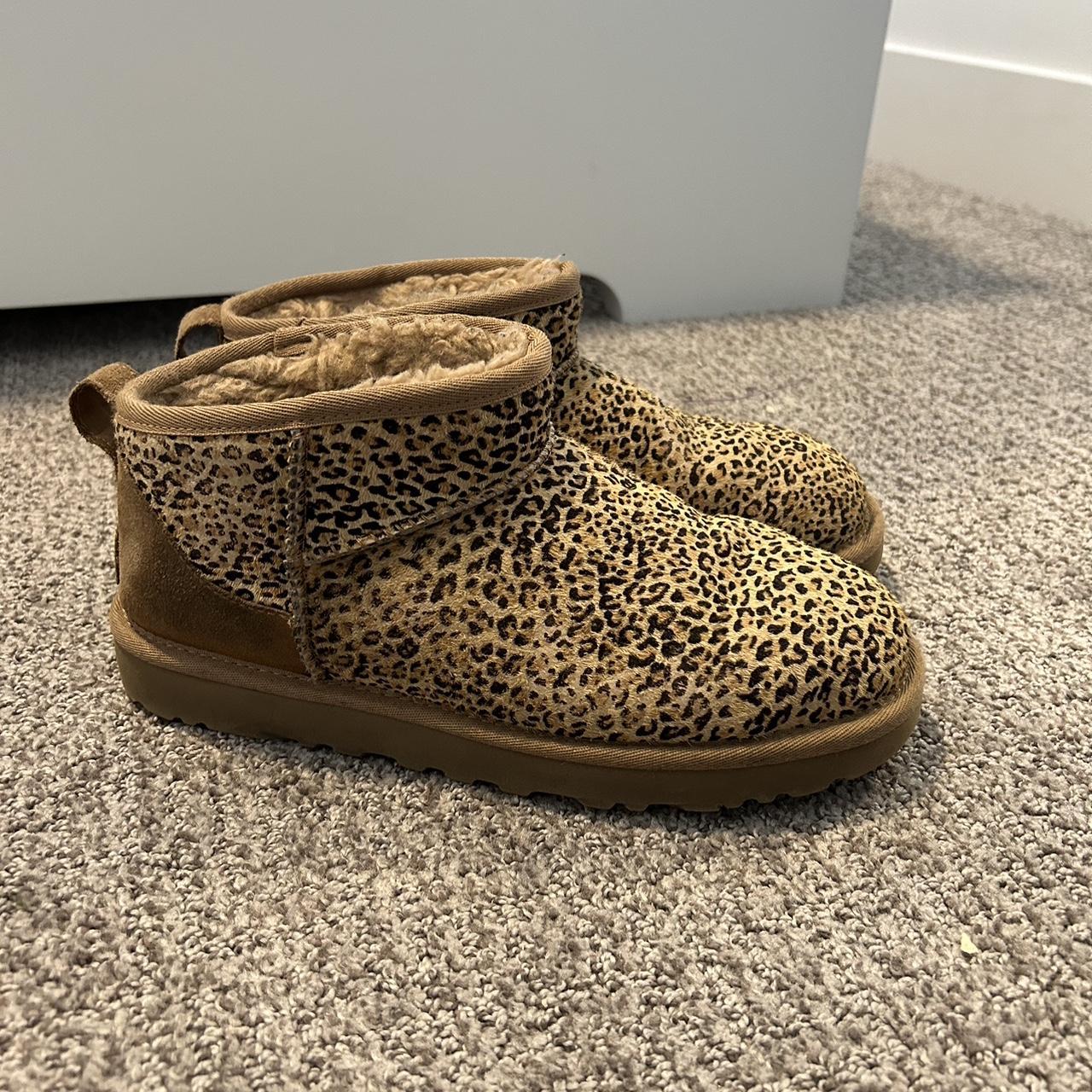 UGG mini boot leopard - Depop