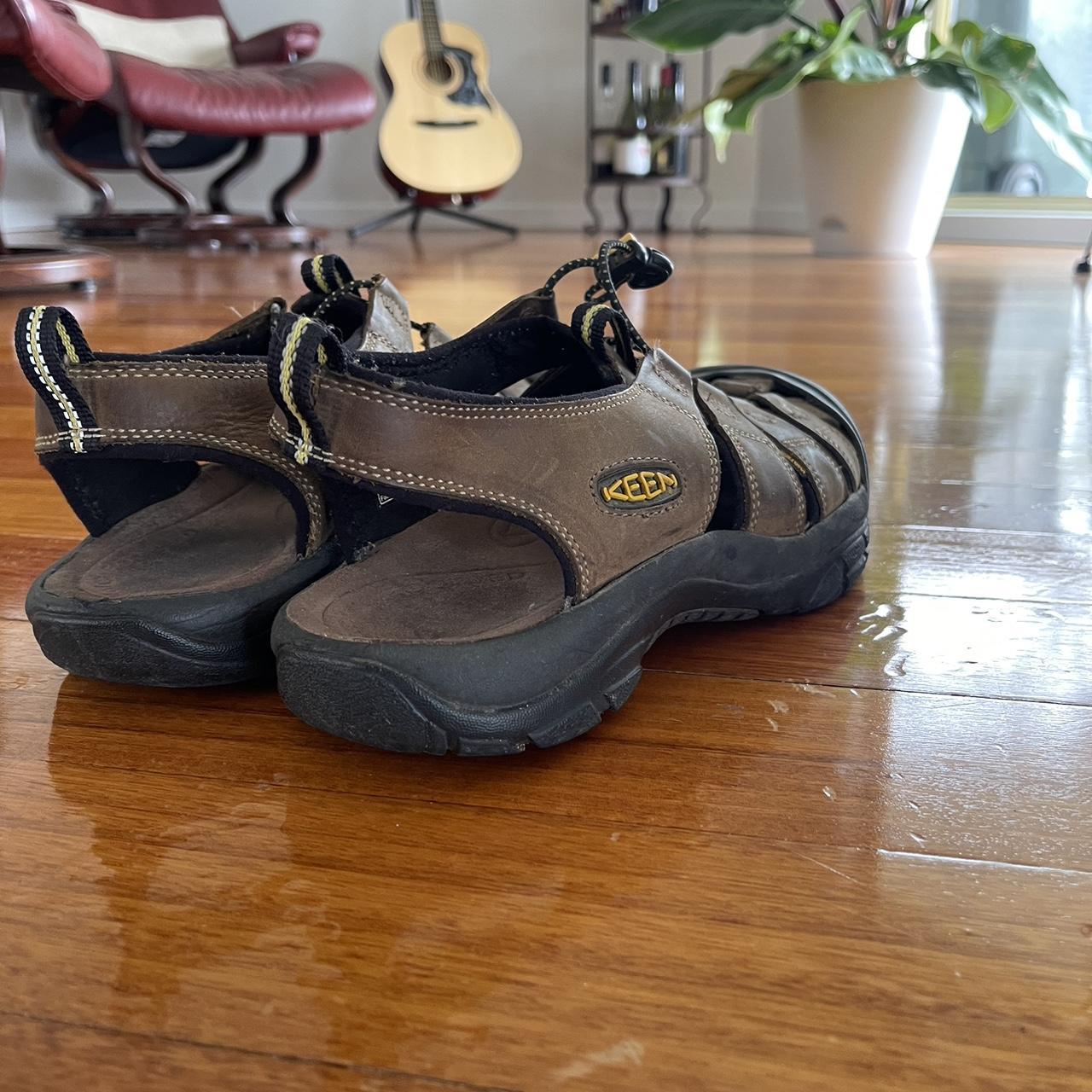 Keen waterproof sandals brown - Depop