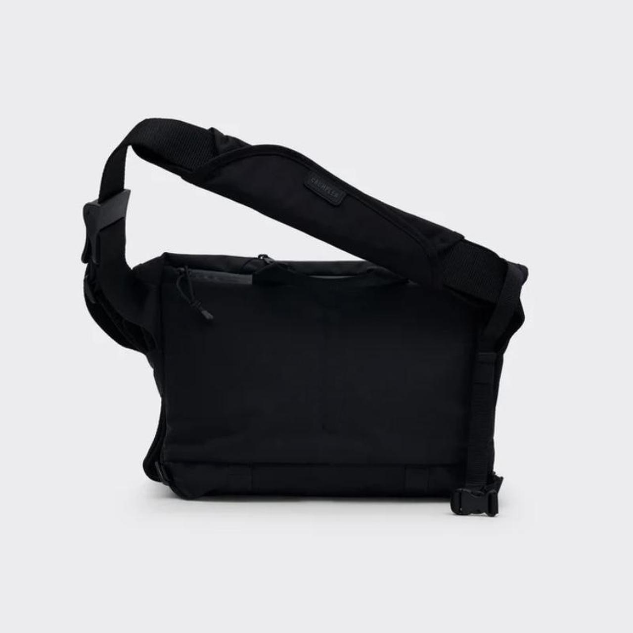 Crumpler black brace messenger bag In good... - Depop