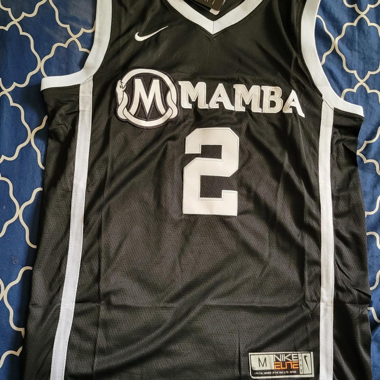 Gianna "GG" Bryant Jersey size L, XL. Silver moon... - Depop
