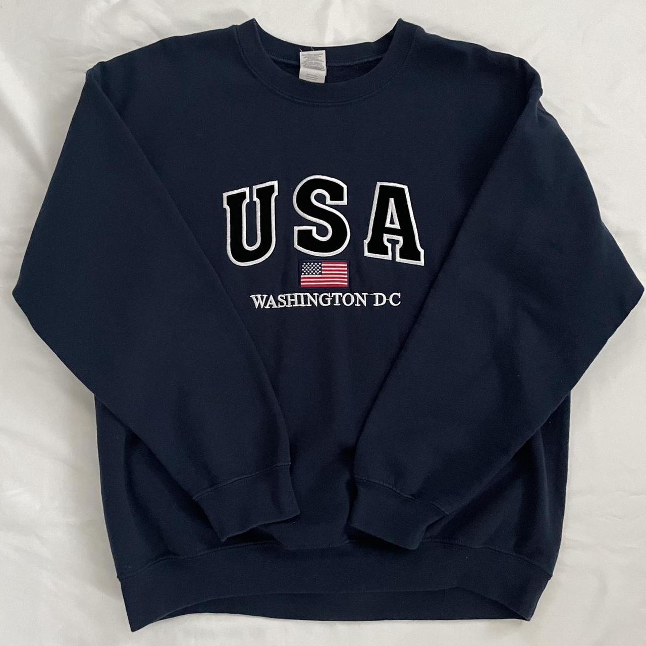 Vintage USA Washington DC Sweater -size L Gildan... - Depop