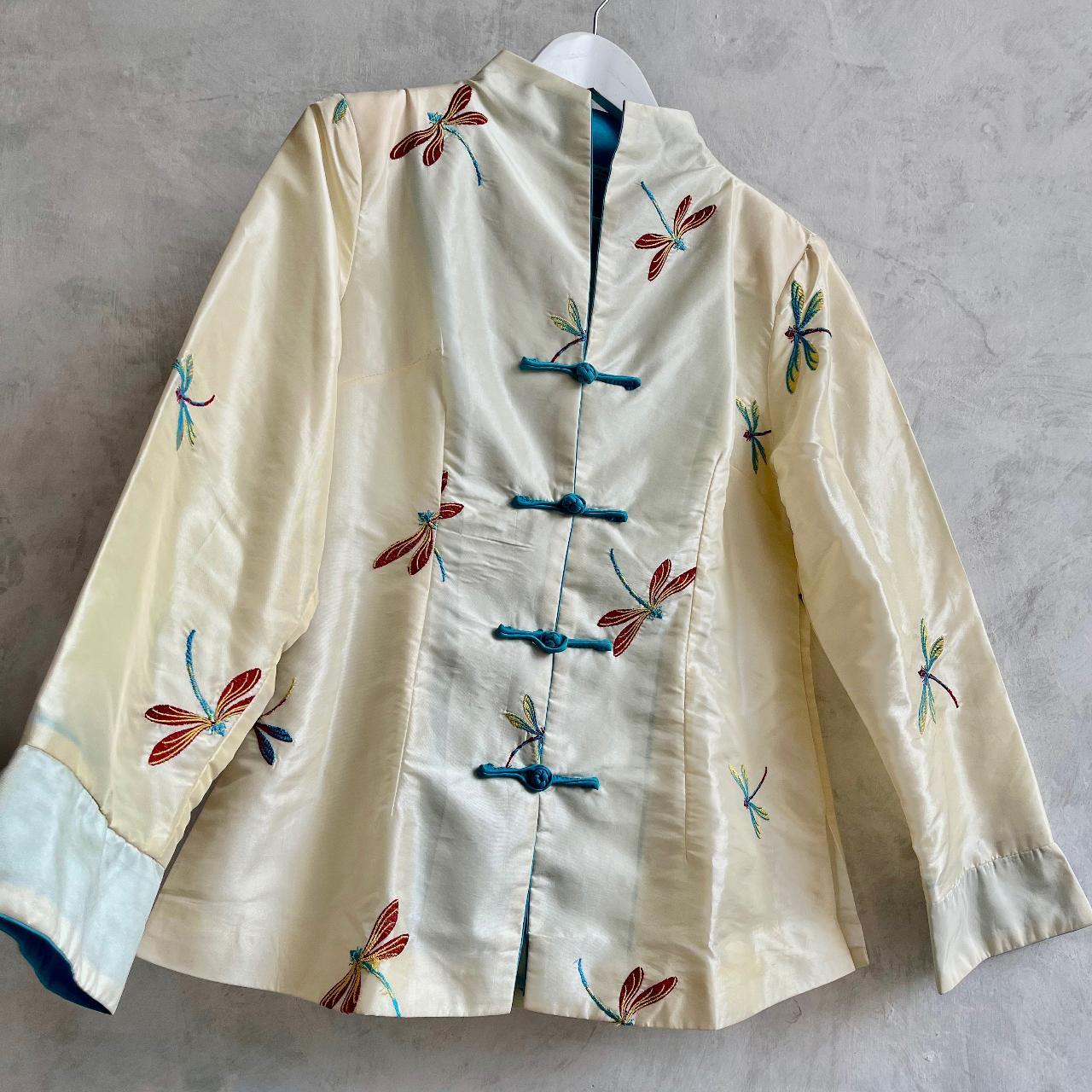 JING XIU FANG Traditional Chinese Pure SILK Cream... - Depop