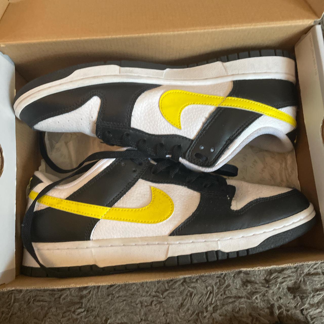 Nike Dunks Used - good snap: theukplug2 No... - Depop