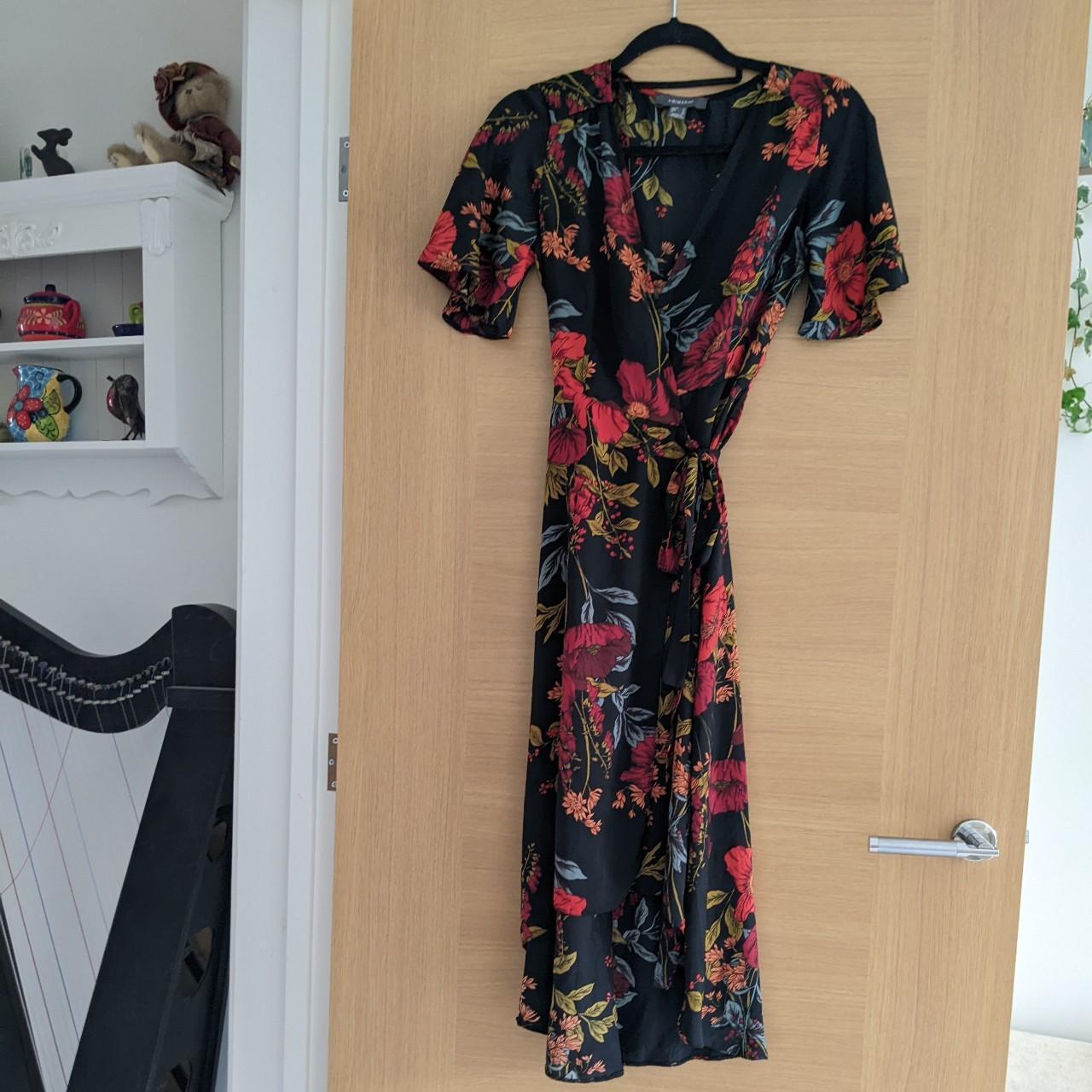 Primark floral wrap dress - size 8 Only ever tried... - Depop
