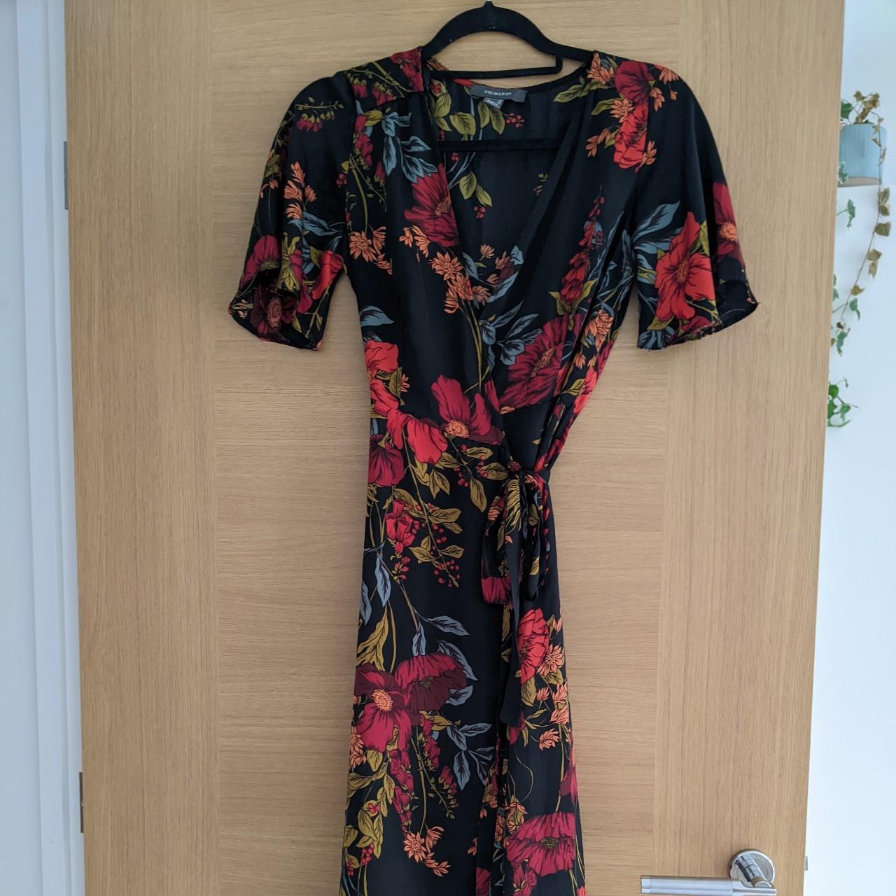Primark floral wrap dress - size 8 Only ever tried... - Depop