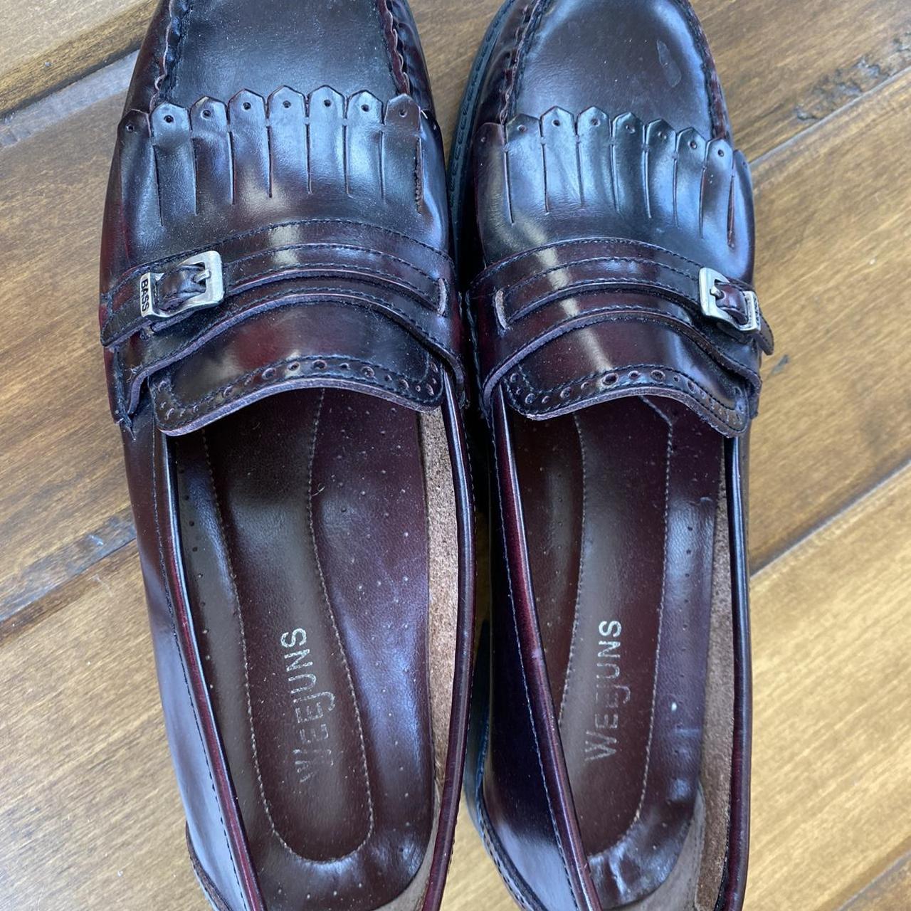 Vintage Bass Weejuns Size 8 1/2 Burgundy Leather... - Depop