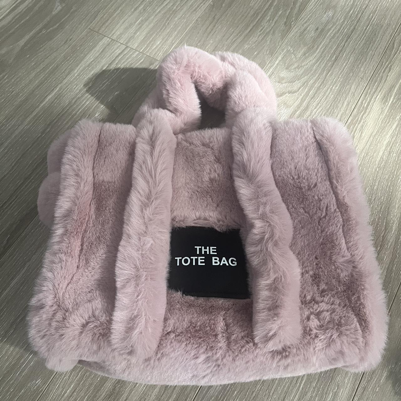 Pink fluffy bag - Depop