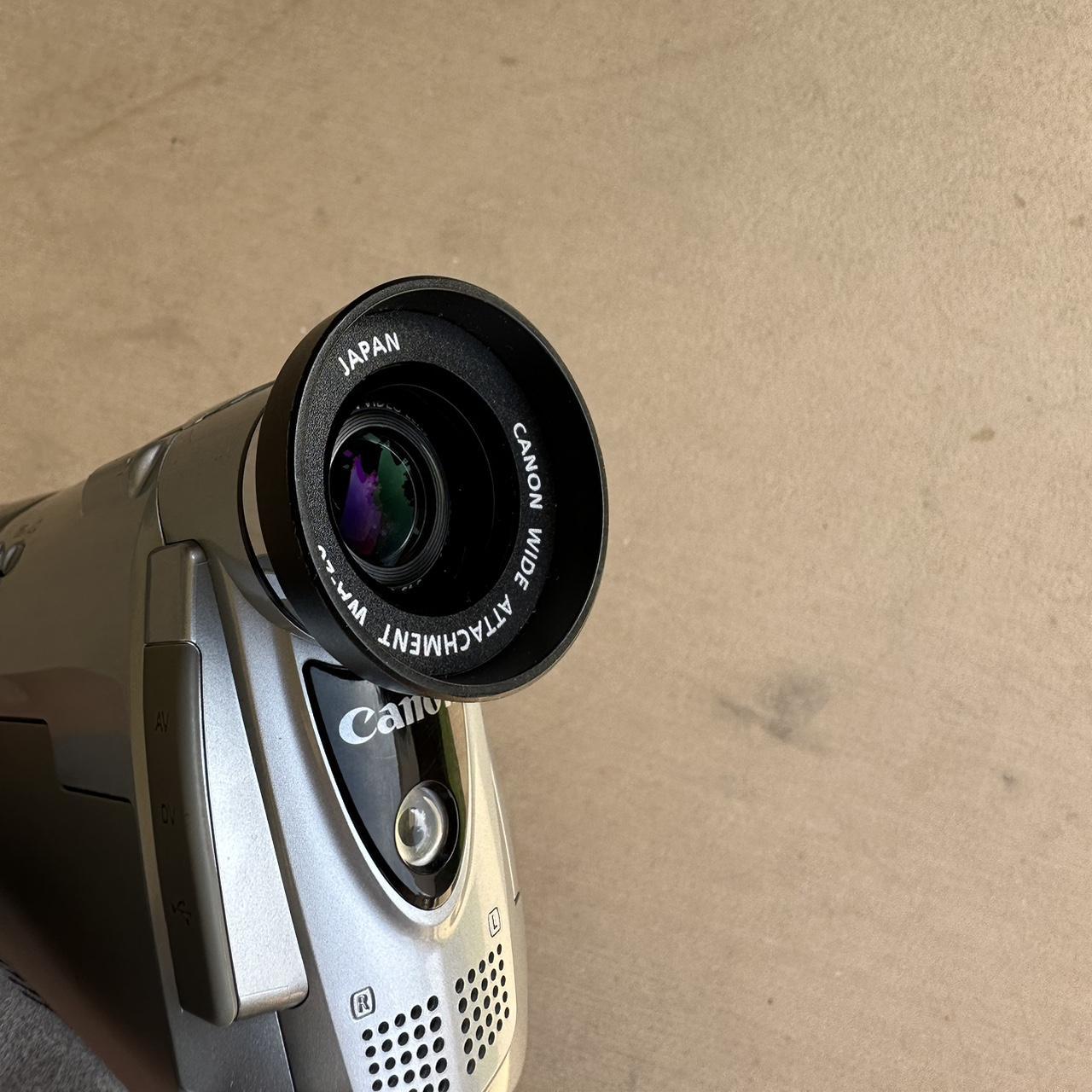 Y2K Canon ZR300 Camcorder. Works perfect and is in... - Depop