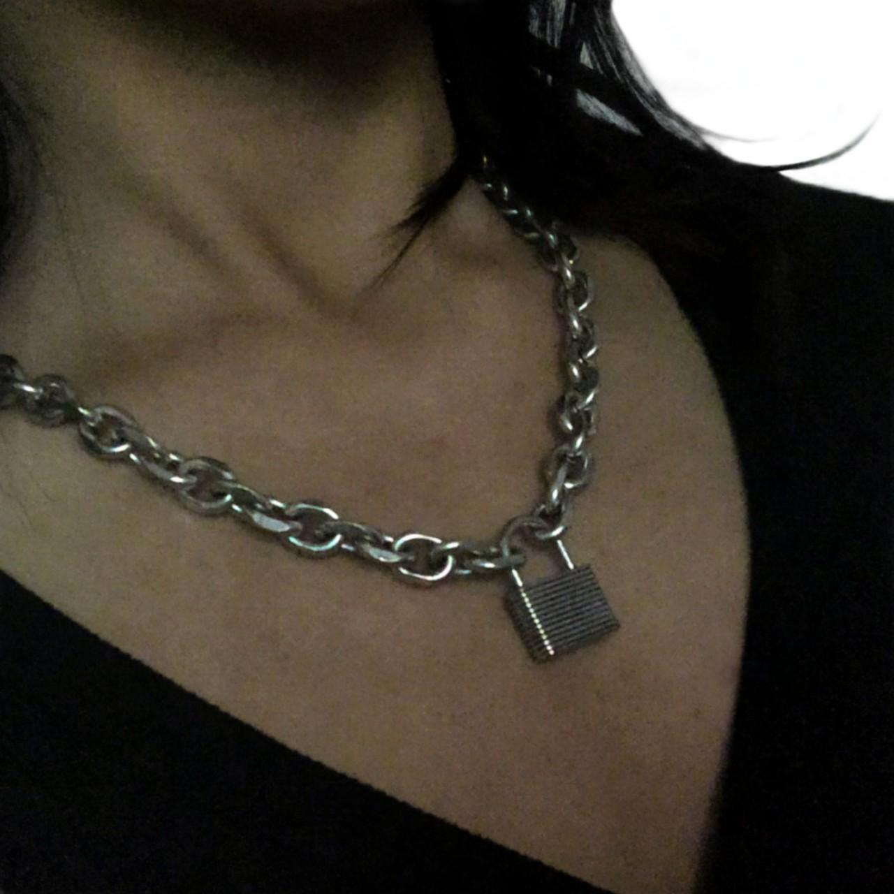 𖤐 silver lock chain necklace no signs of tarnish,... - Depop