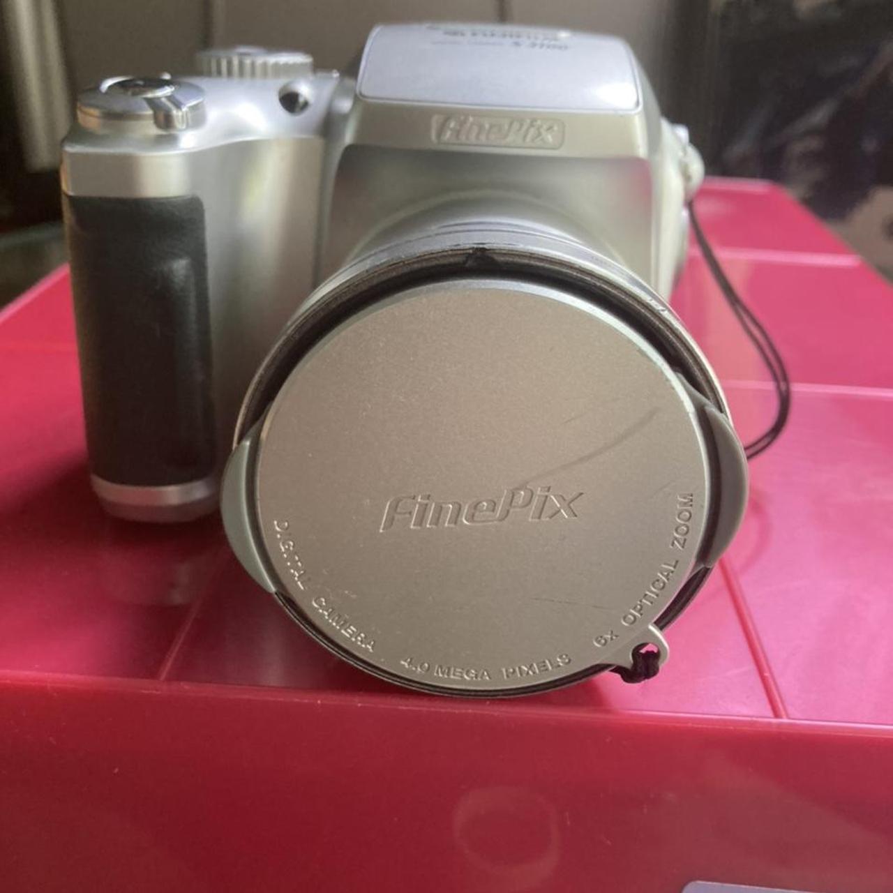 Fujifilm FinePix S3100 Silver Digital Camera-Tested... - Depop