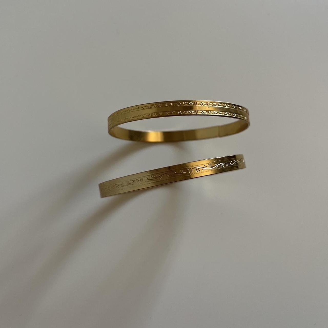 2 Gold bengals bracelet depop payment only - fits all - Depop