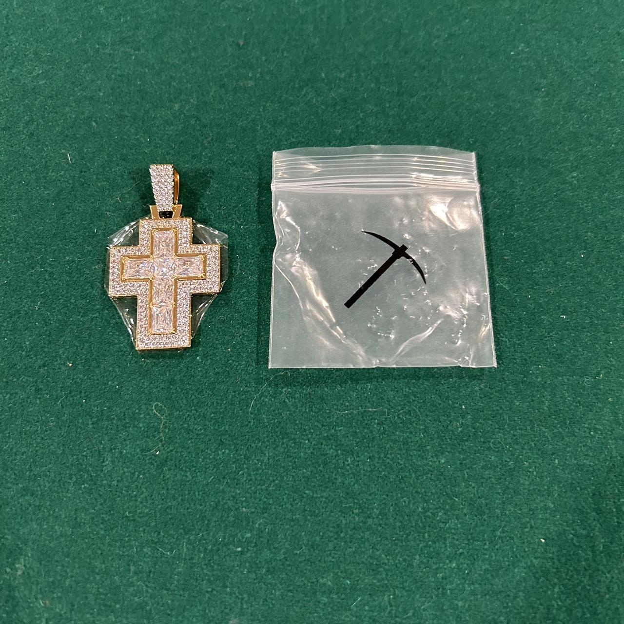 GLD Thanos pendent and cross - Depop