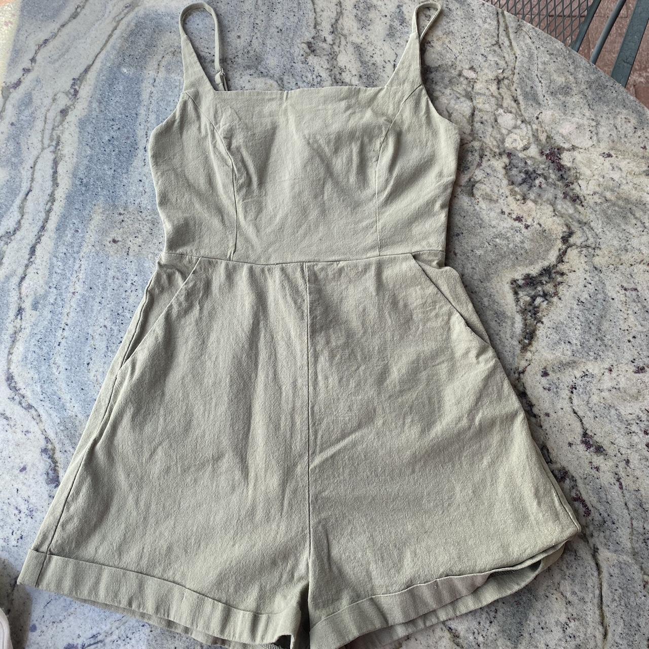 Princess Polly green romper US Size 4 90% Cotton, 5%... - Depop