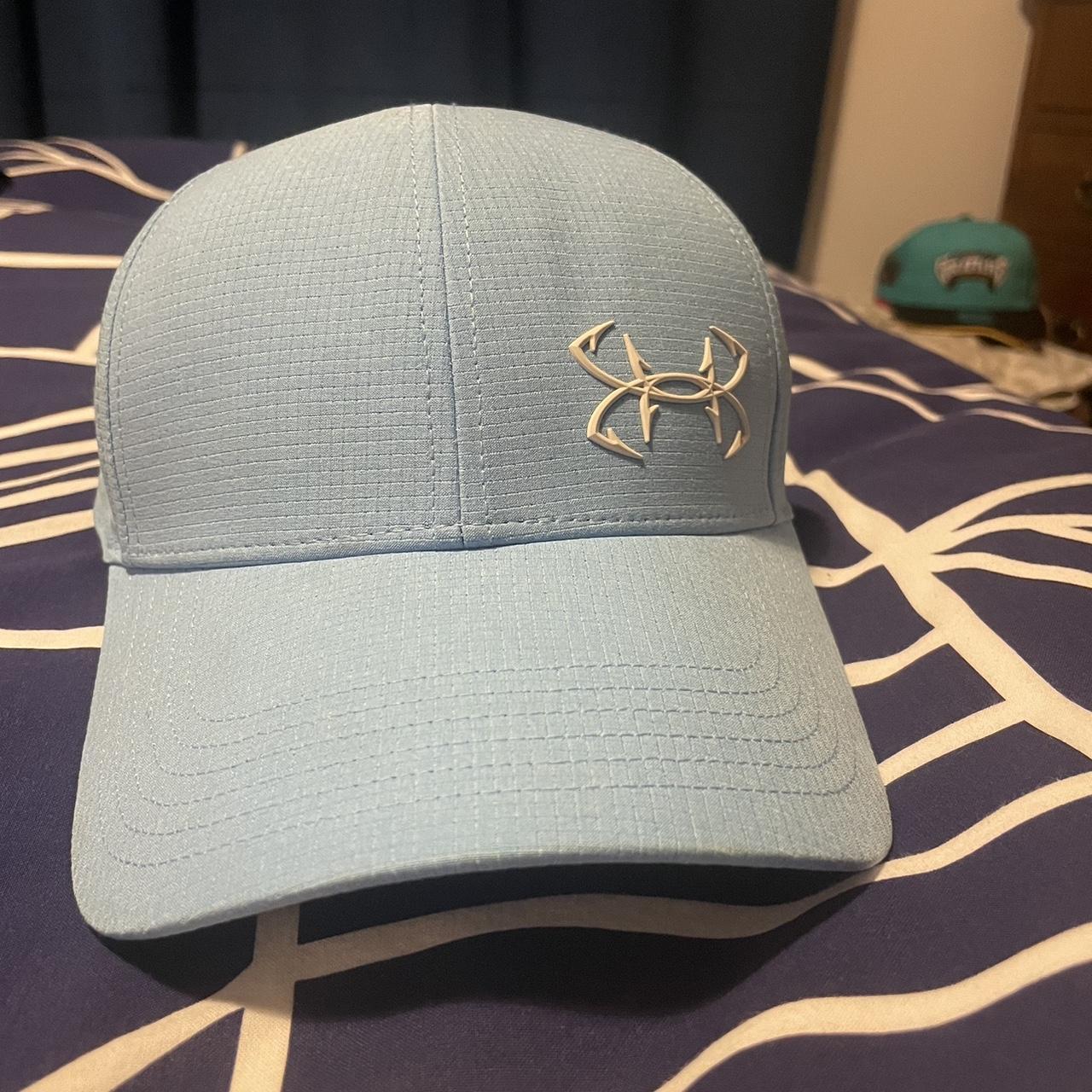 Under Armour light cap - Depop