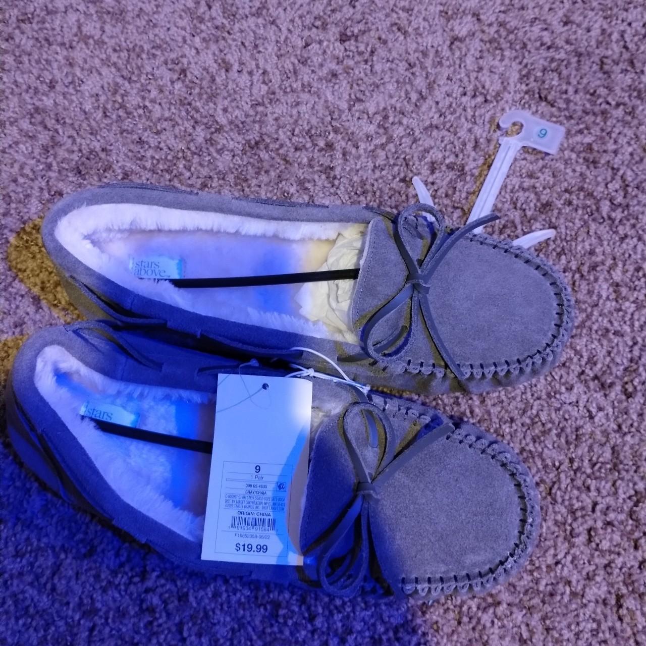 Stars Above women's brand new size 9 slippers free... - Depop