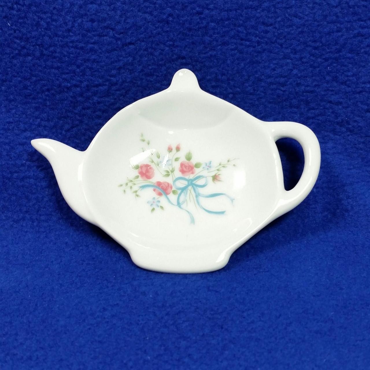 Vintage Floral Teapot Shaped Tea Bag Holder/Spoon... - Depop
