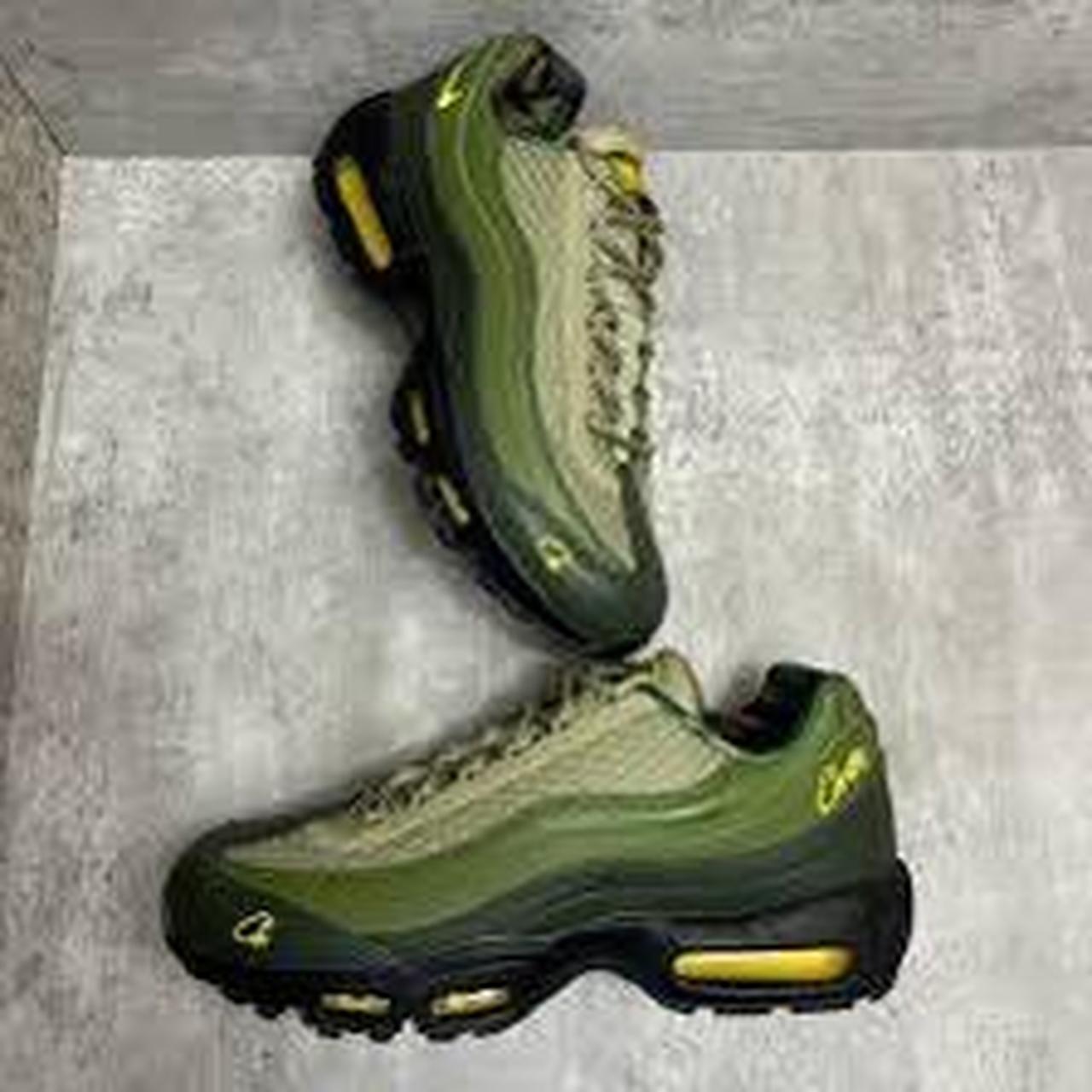 Corteiz Gutta Green Air max 95s 1:1 reps Size... - Depop