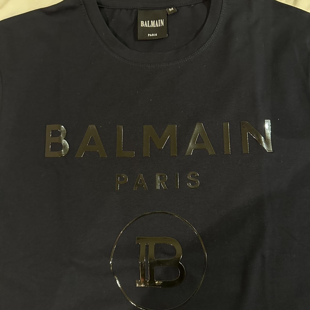 Balmain Paris Tshirt Medium - Depop