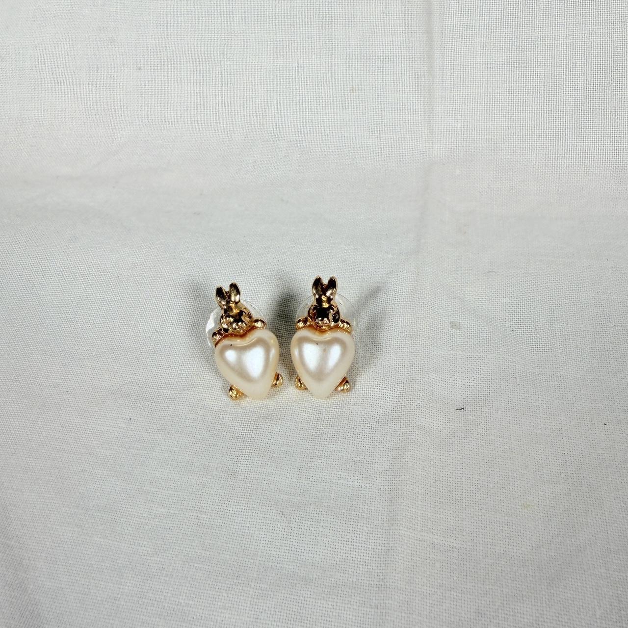 Vintage gold bunny and pearl earrings Hey guys!... | Depop
