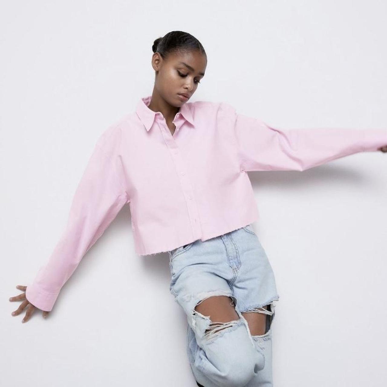 Womens pink zara cropped button down shirt - Depop