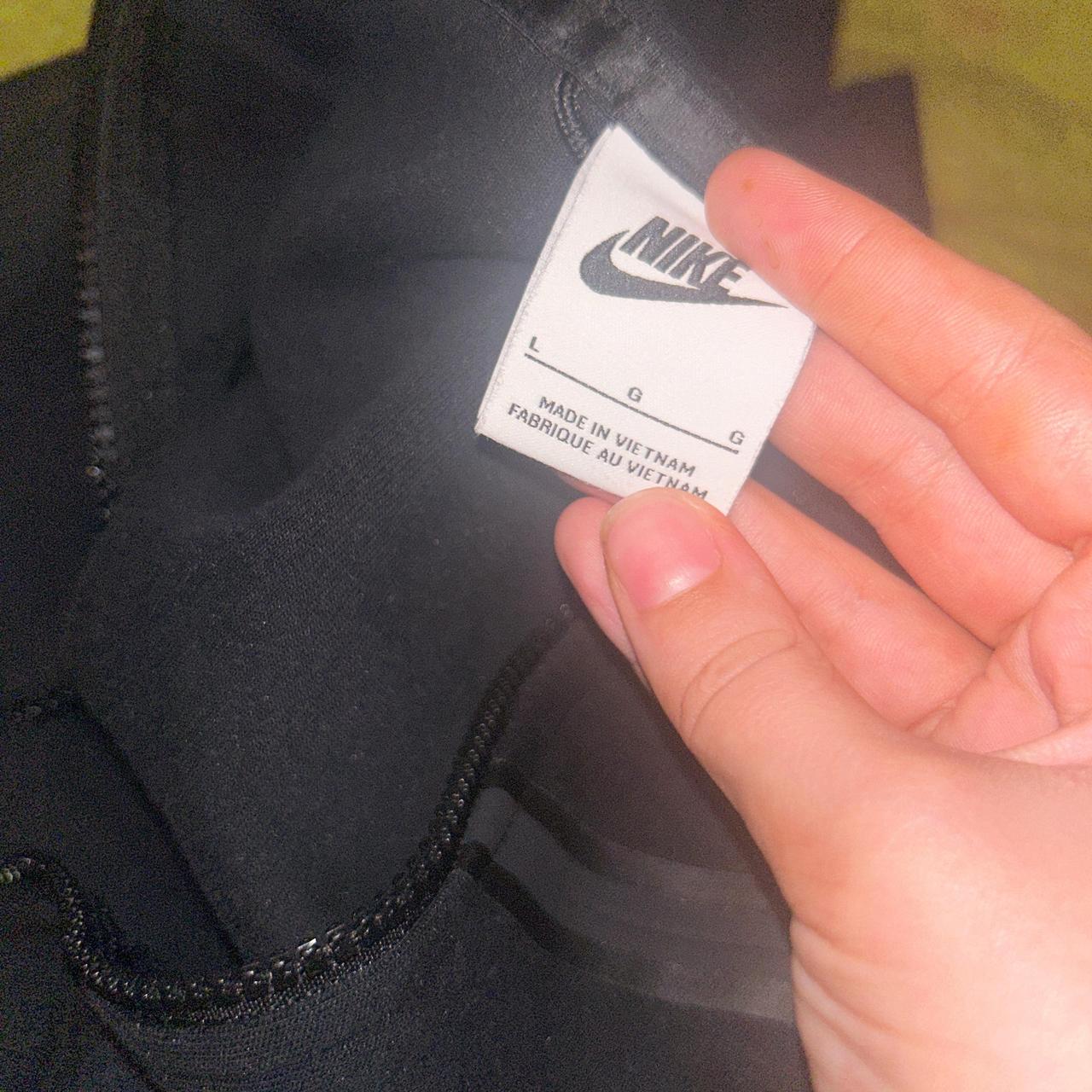 Nike tech jacket size large in kids/fits a small in... - Depop