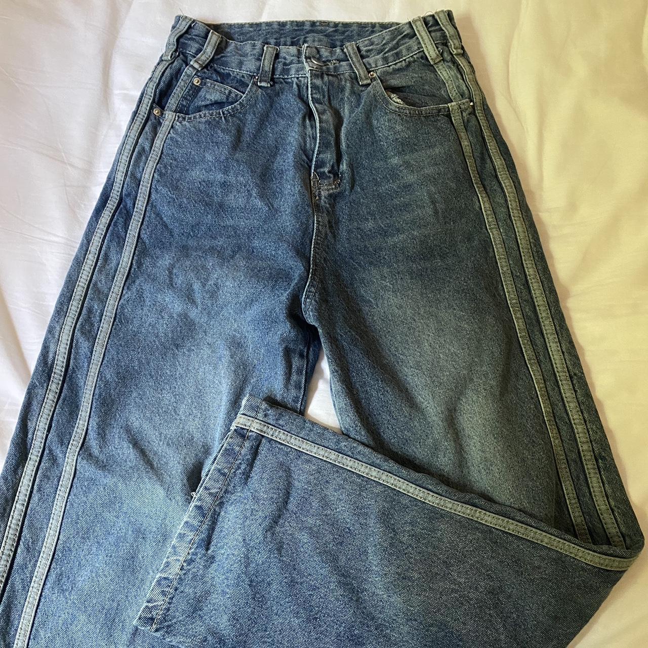 Unique high rise wide straight leg jeans Light... - Depop