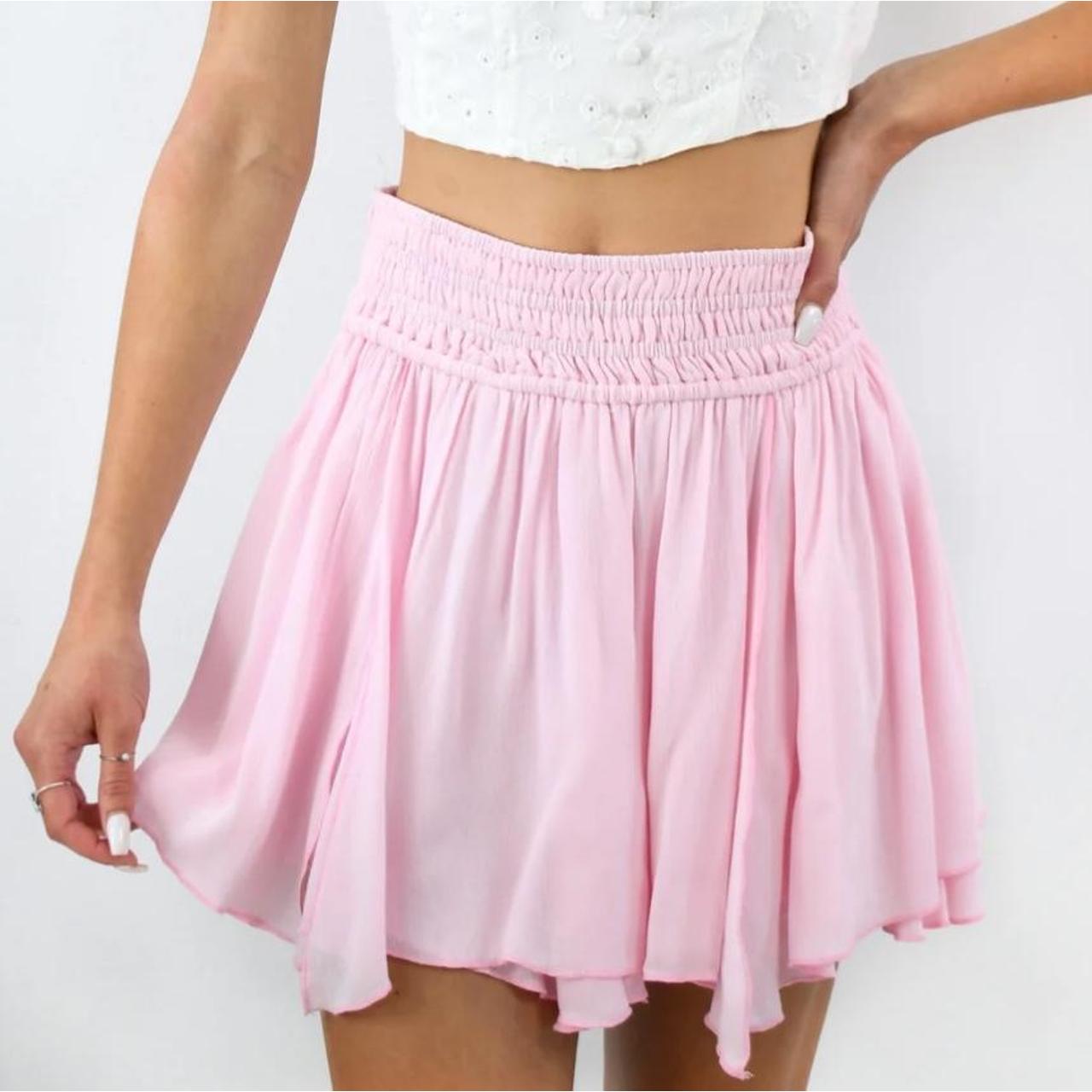 Baby pink mini skirt new without tags Sorry for the... - Depop