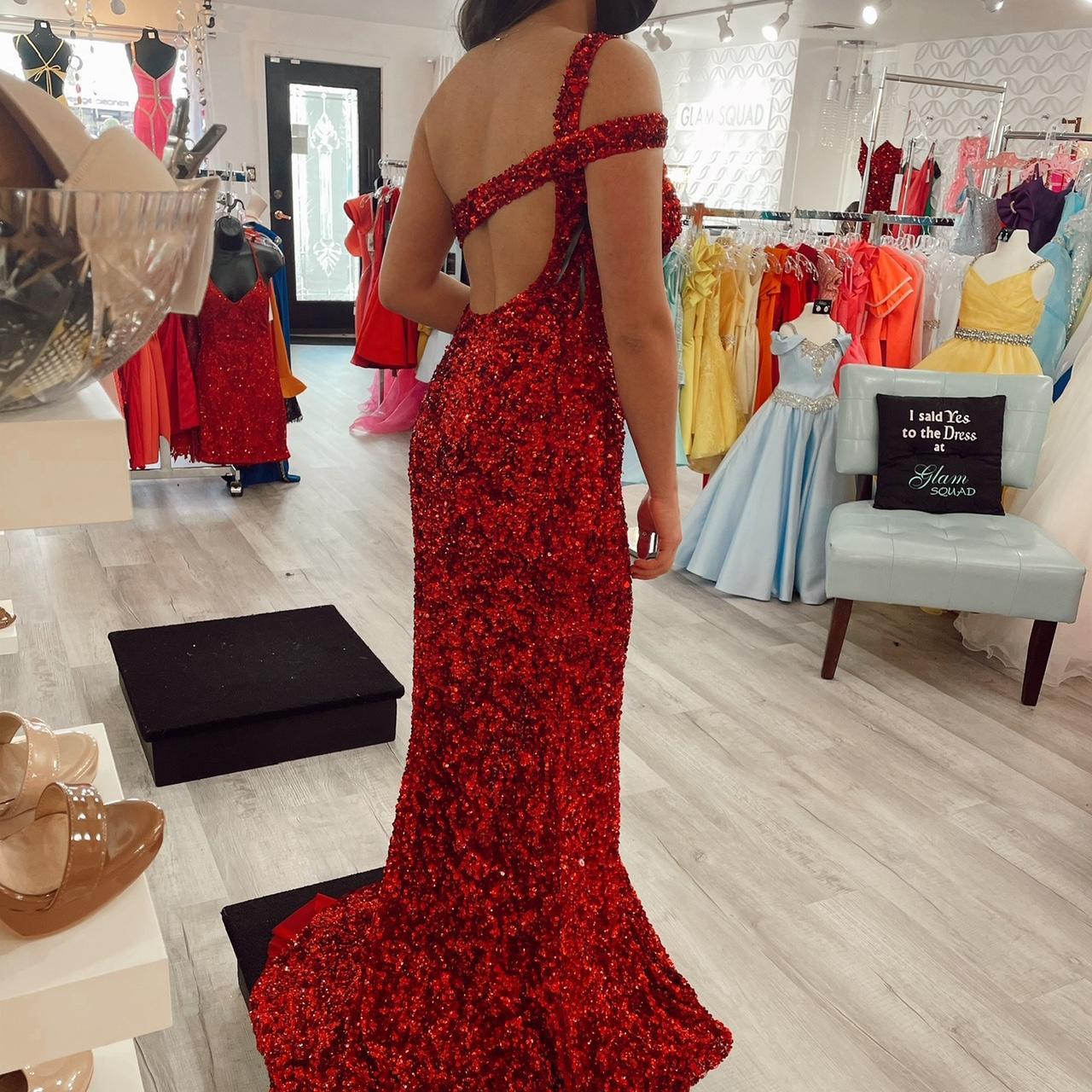 Sherri Hill Red Sequenced Dress Size 4 - Depop Sherri Hill Red Sequenced Dress Size 4 - Depop