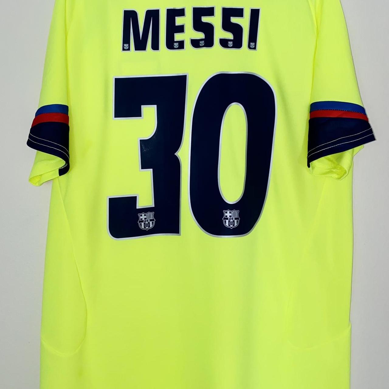 Messi Away Barcelona 05-06 Jersey • Size: Men's... - Depop