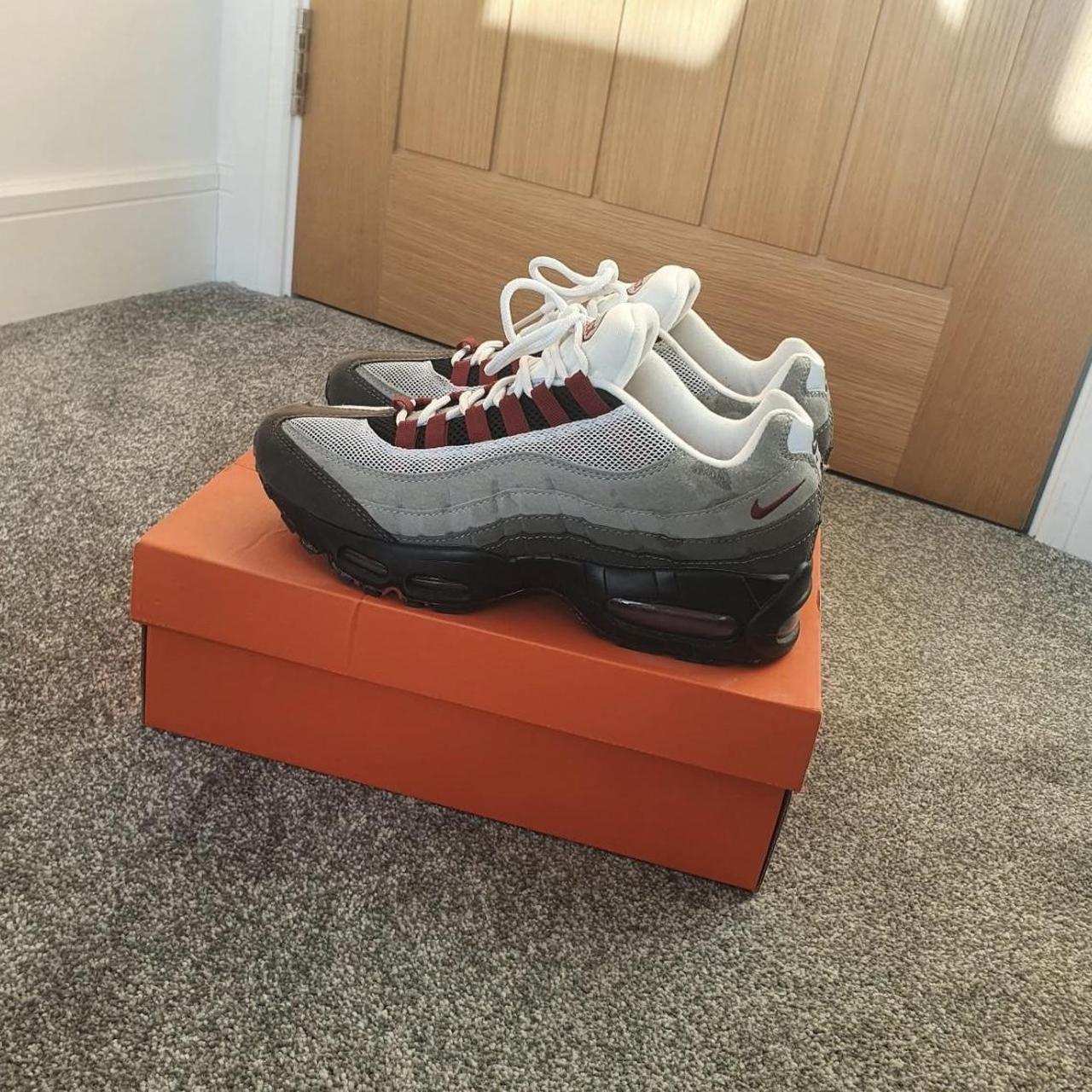 Nike air max 95 beetroot UK size 8.5 A few stains as... | Depop