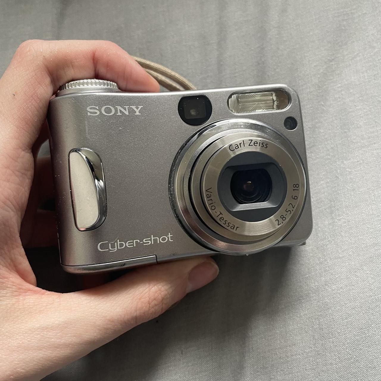 Sony cybershot S80 digital camera, really cool... - Depop