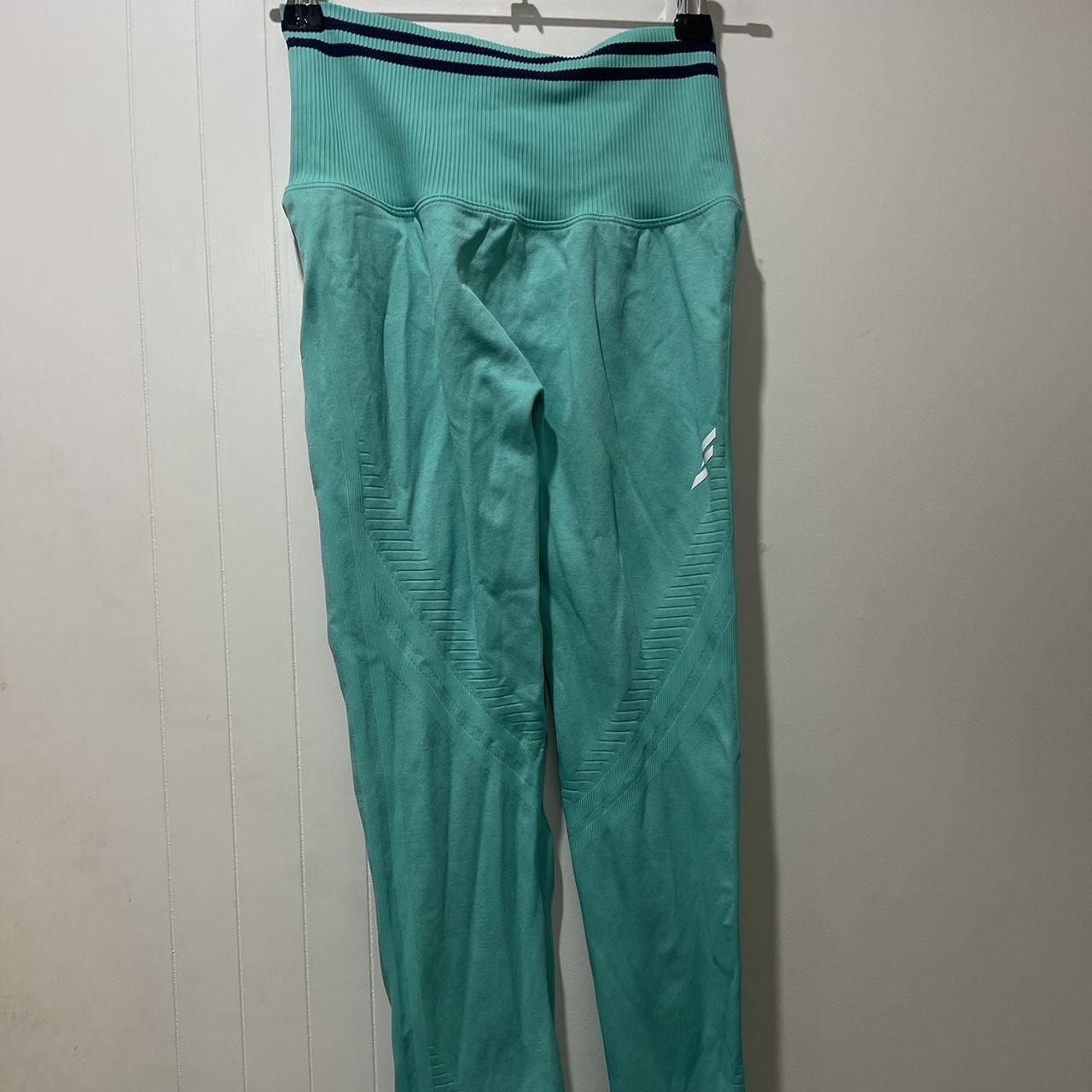 Do you even leggings - Depop