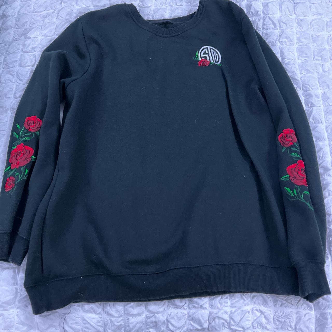 TSM rose Crewneck #Crewneck #TSM #Roses - Depop