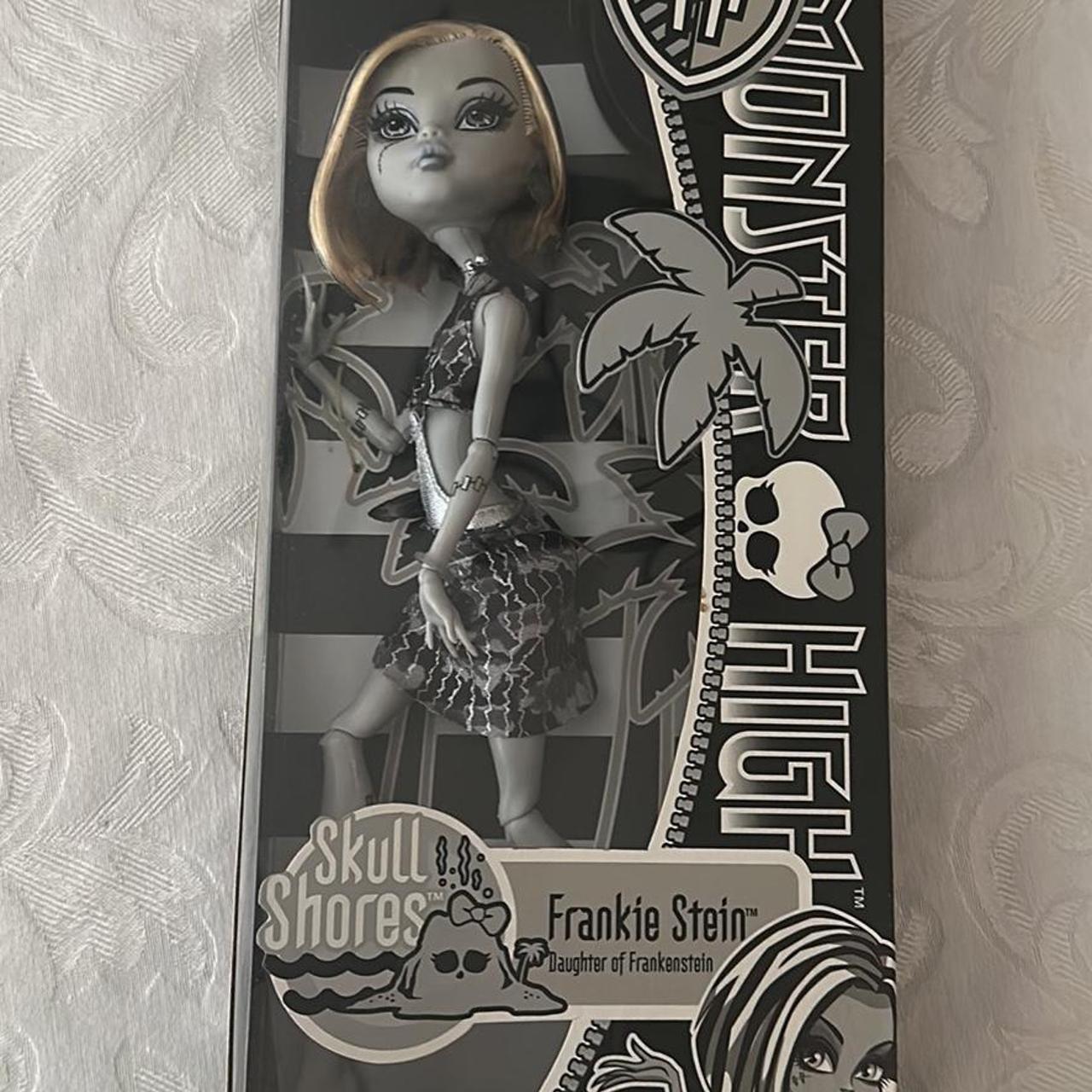 Monster high first wave Frankie stein skull shores... - Depop