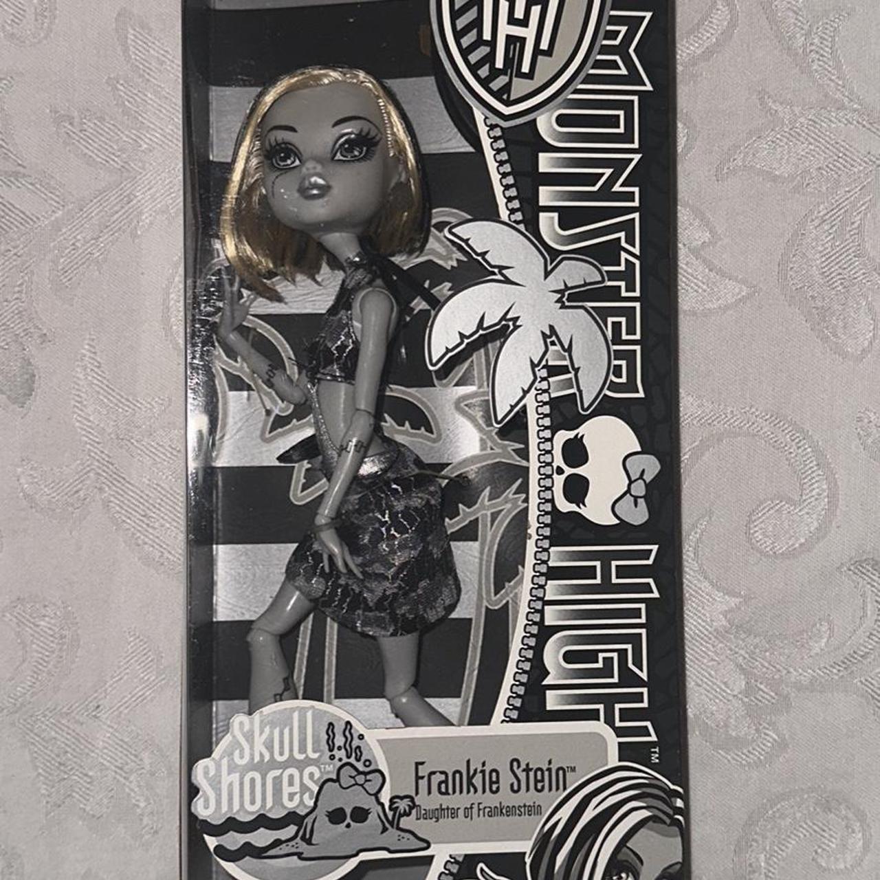 Monster high first wave Frankie stein skull shores... - Depop