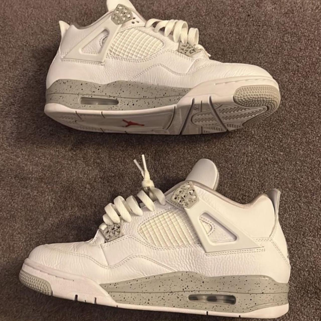 Air jordan 4 White oreo size 10.5 - Depop