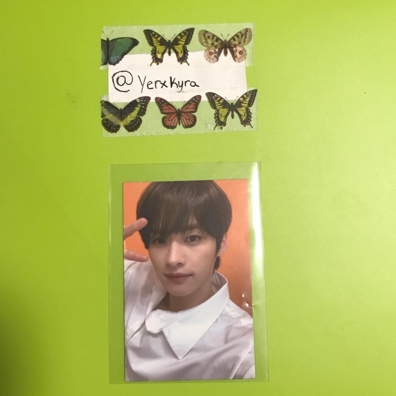 Stray kids Lee know Official... - Depop