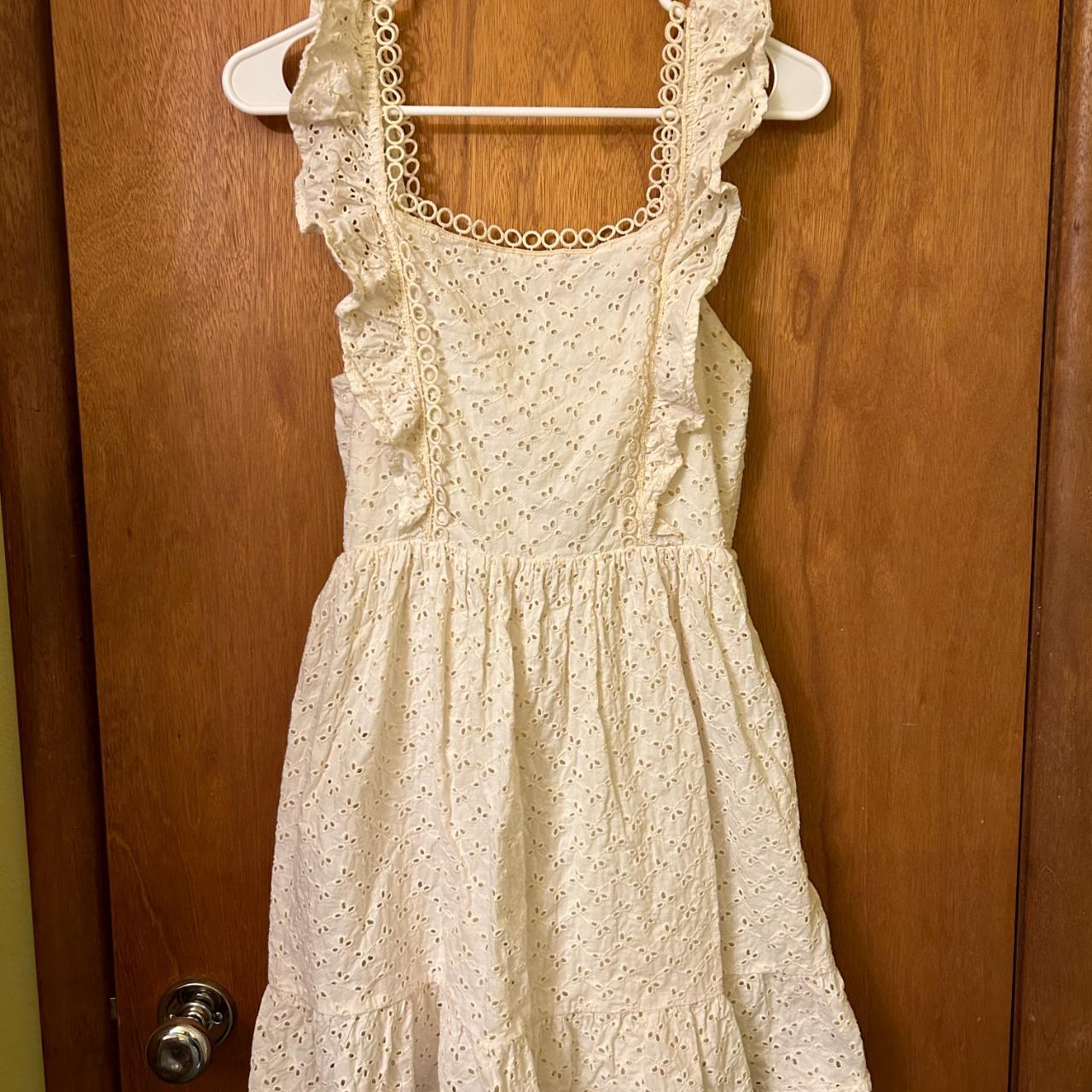 Small white fluffy sundress, - Depop