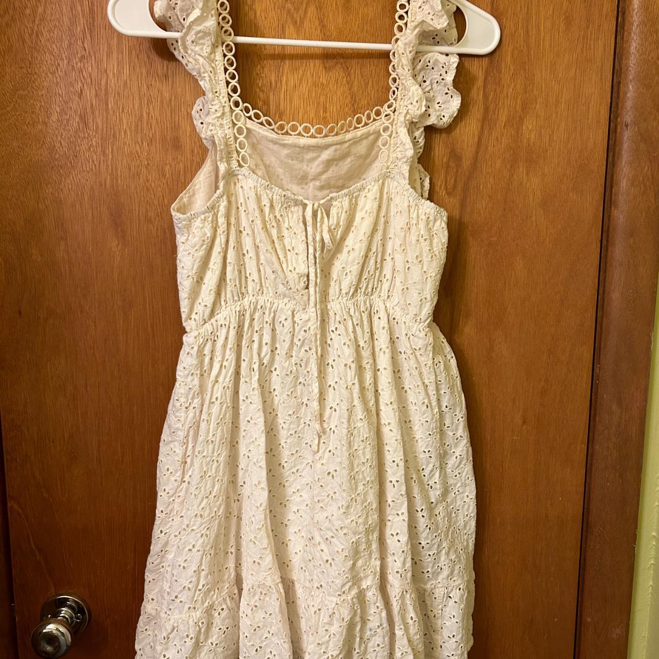 Small white fluffy sundress, - Depop