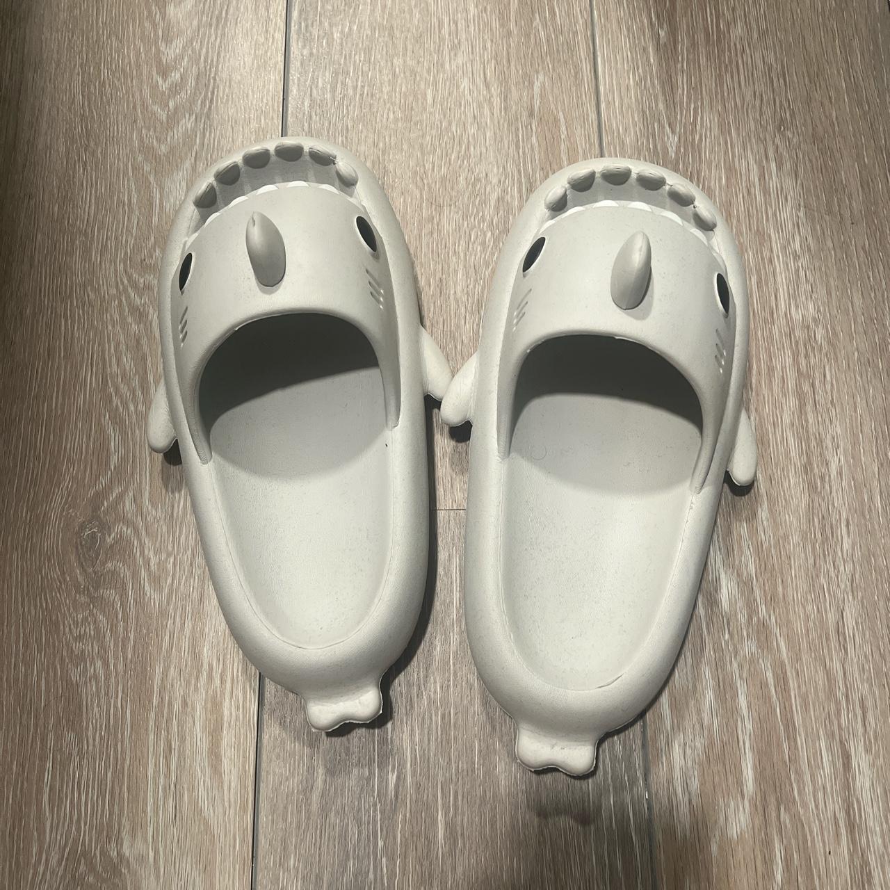 light grey shark slides size 38-39 (women’s 8/9) - Depop