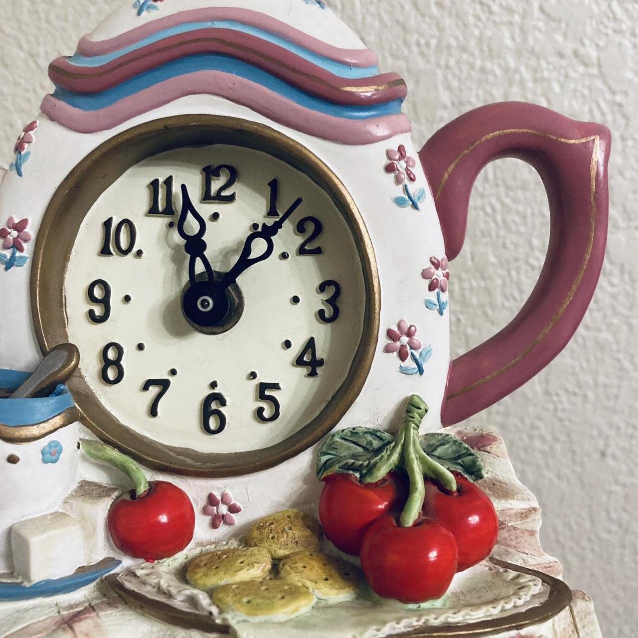 Vintage cottagecore desk /table clock teapot ️🌼🌿in... - Depop