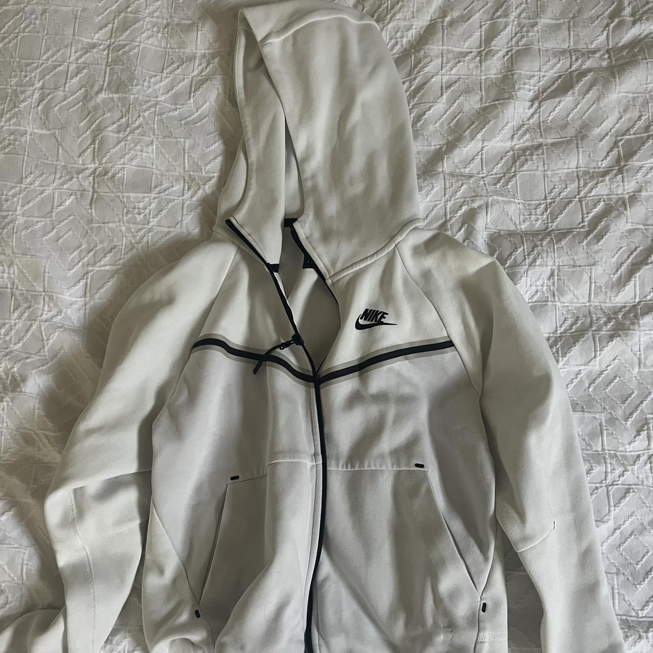 RARE white nike tech fleece size small no stains not... - Depop