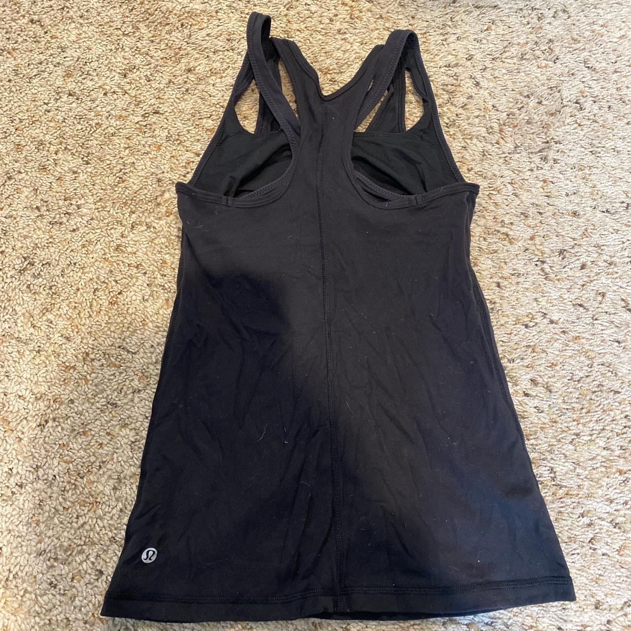 lulu lemon tank top size 4 has sports bra in... - Depop